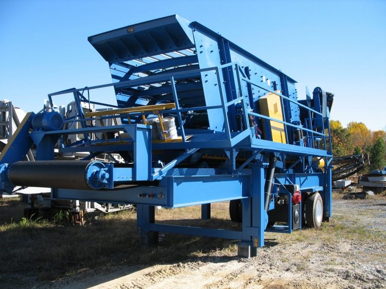 Trailer-Mounted Portable Screen Plants For Sale | RR Equipment