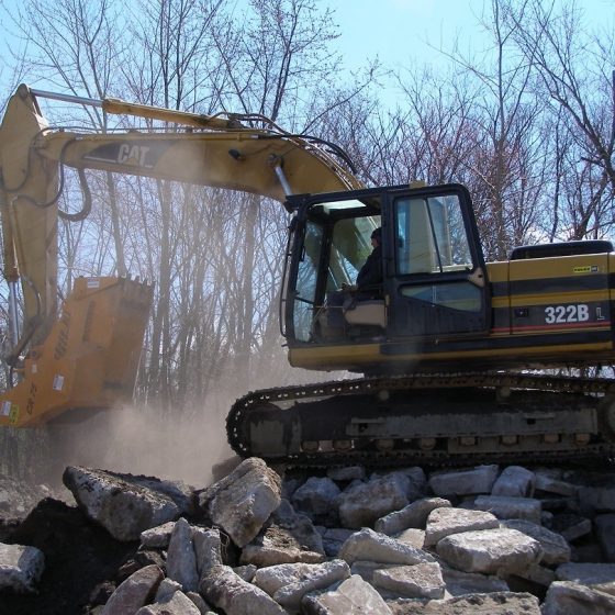 How to Screen Rocks, Gravel, Asphalt & Dirt by Size | Material Screener ...